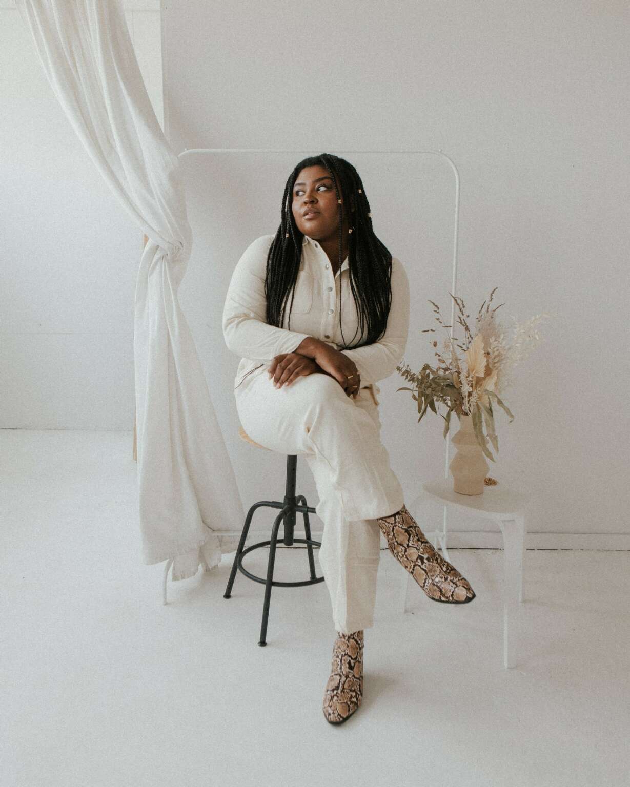 Meet Candace Molatore – CanvasRebel Magazine