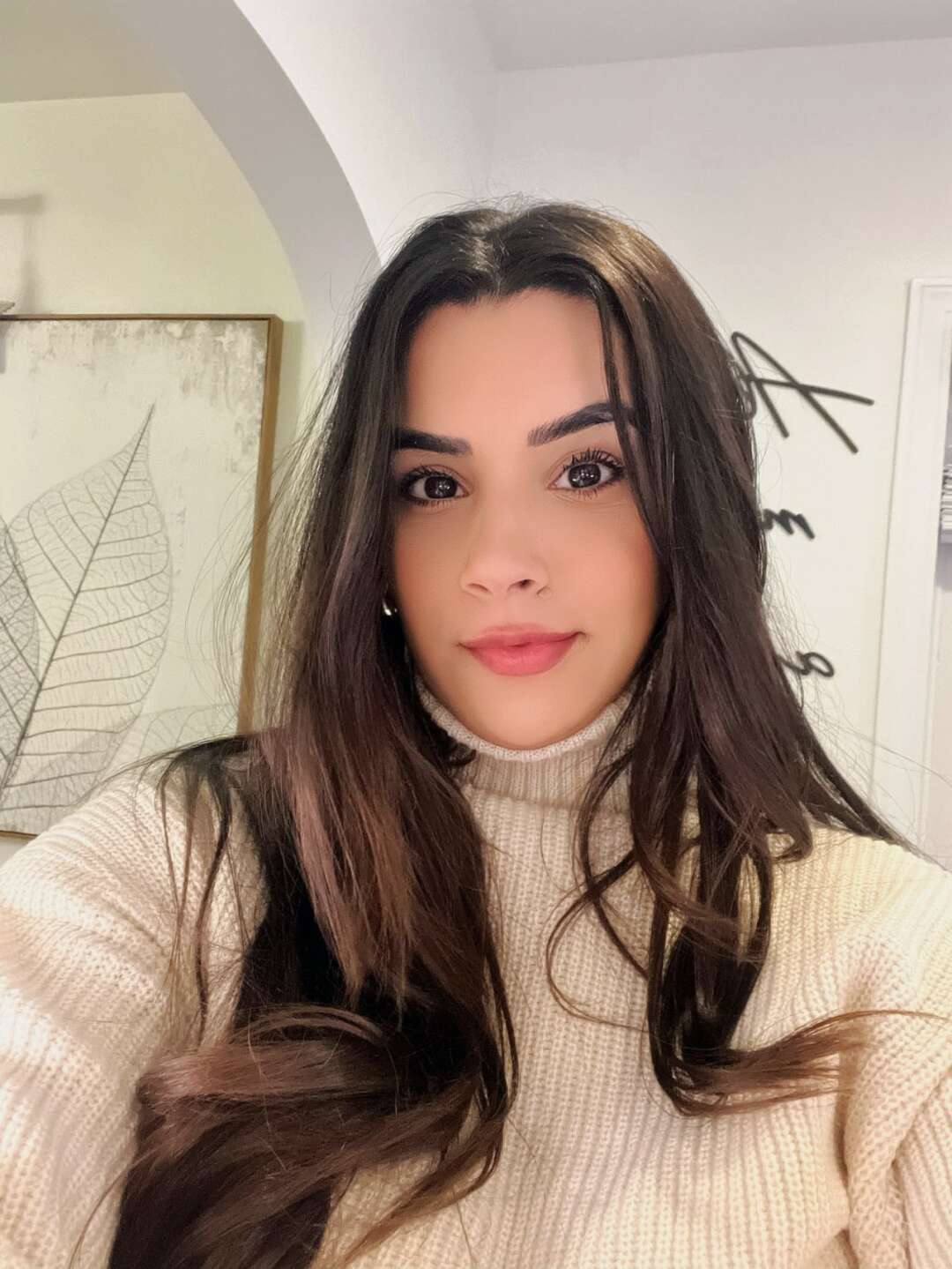 Meet Natalie Chaveco – CanvasRebel Magazine