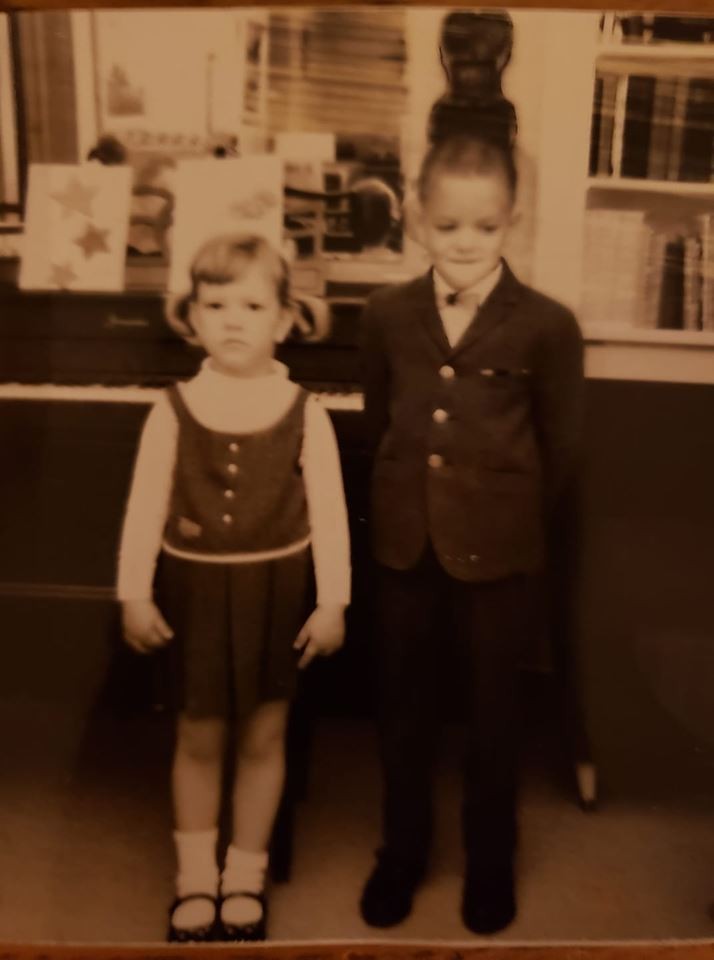 Meet Robin Hohweiler – CanvasRebel Magazine