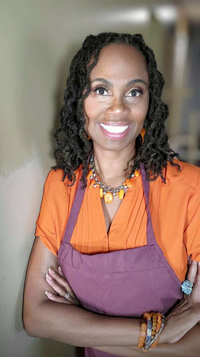 Meet Ronnita Nance - CanvasRebel Magazine