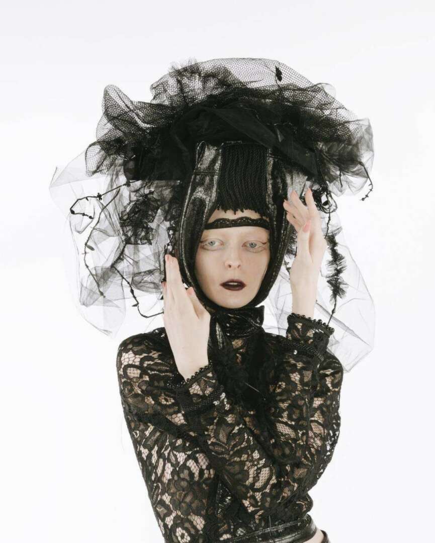 Meet Yiwei Wu – CanvasRebel Magazine