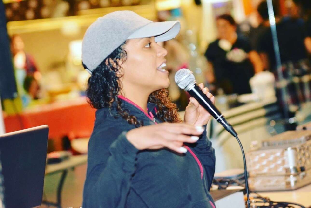 Meet Alisha Cochran – CanvasRebel Magazine