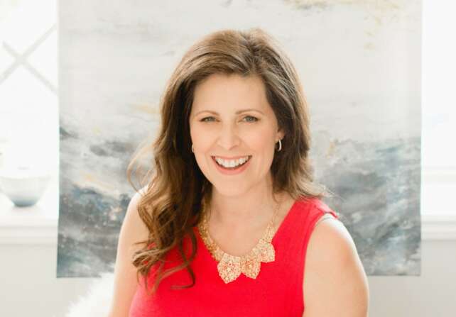 Meet Jennifer Maxwell – CanvasRebel Magazine