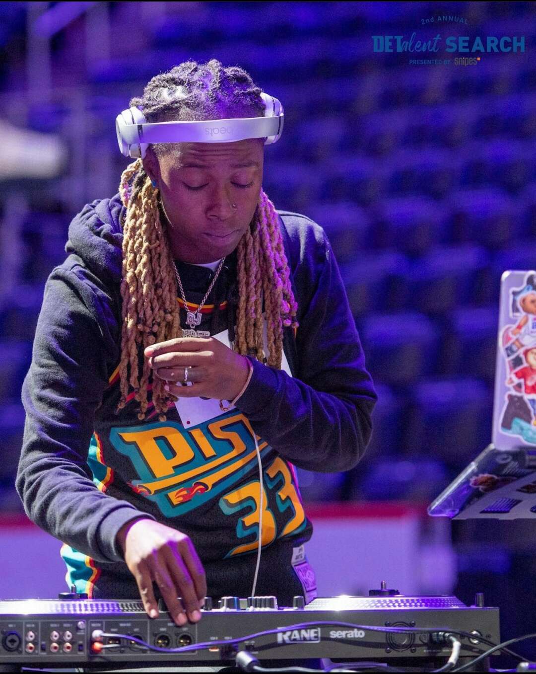 Meet Kendra Baker – CanvasRebel Magazine