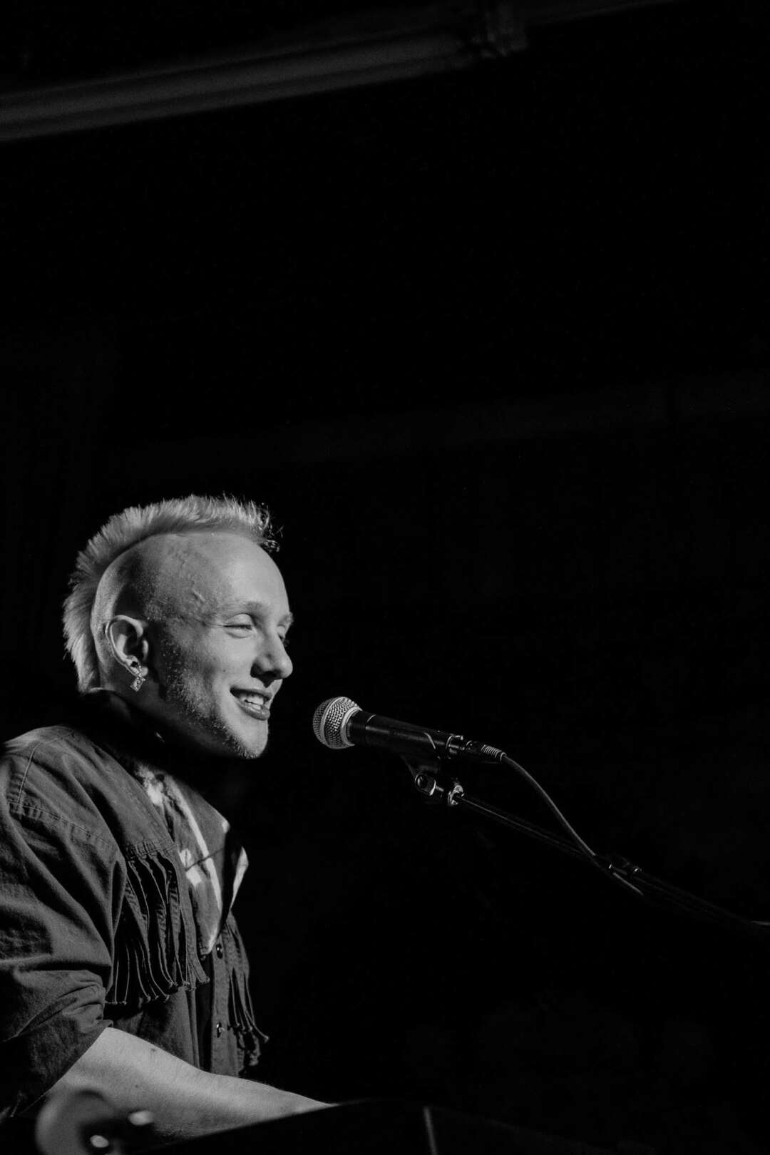 Meet Liam Lars - CanvasRebel Magazine