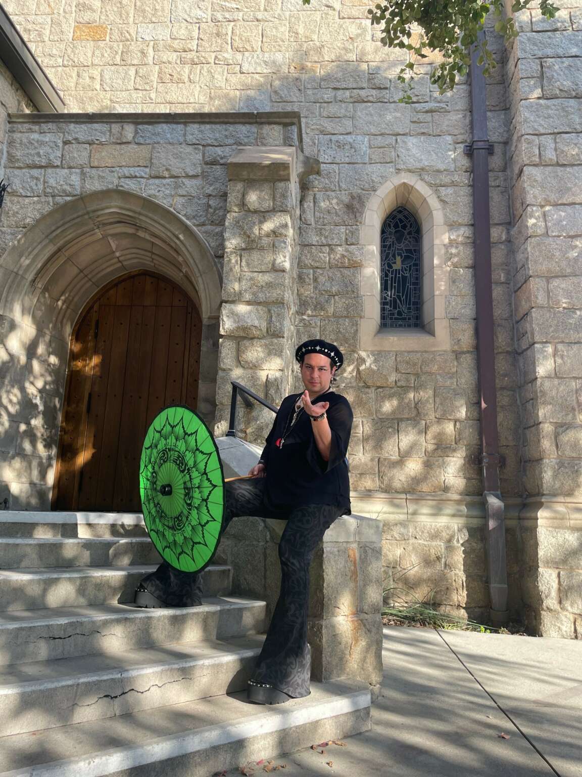 Meet Nikki Reyes – CanvasRebel Magazine