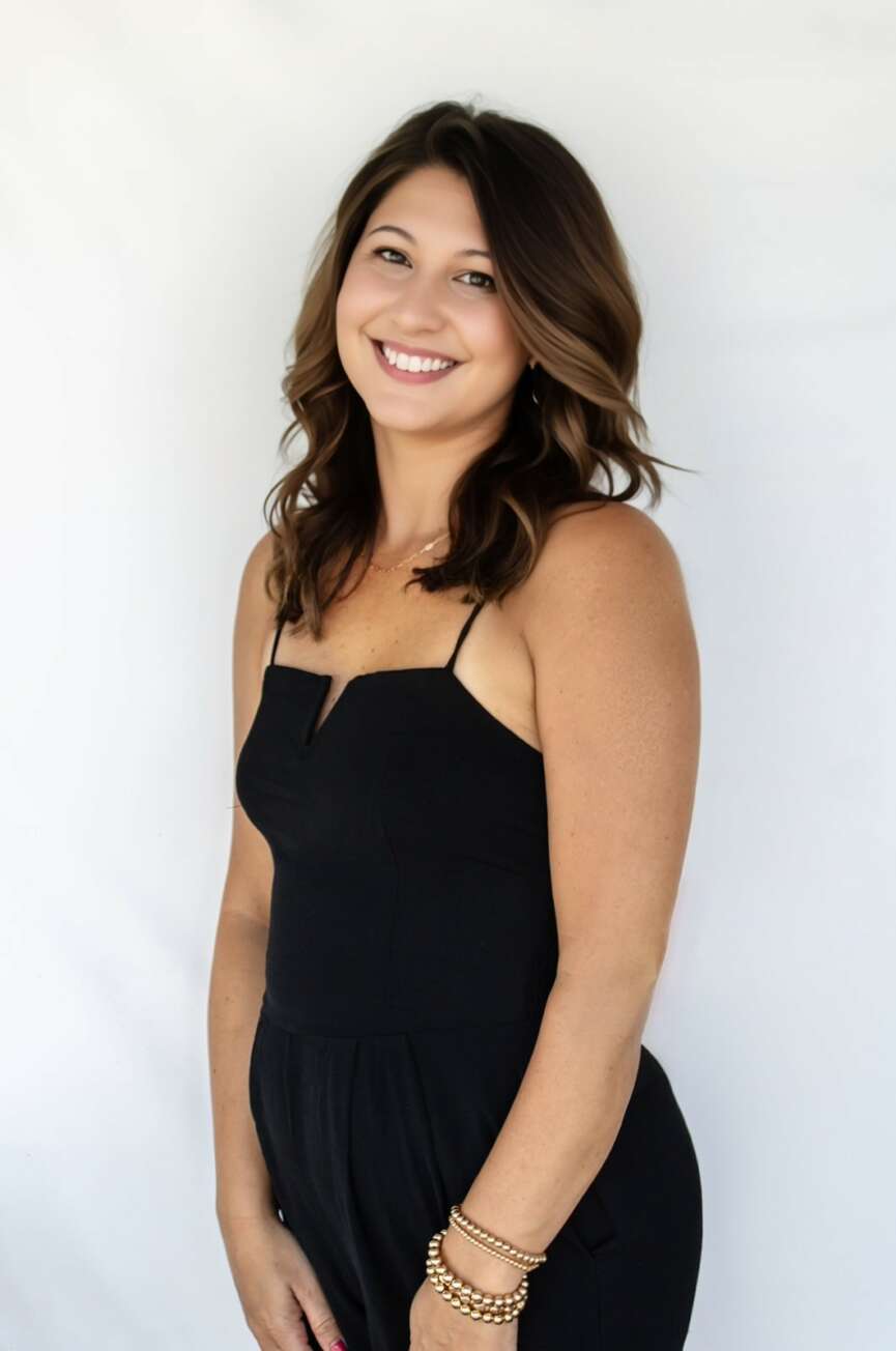 Meet Alisha Spangler – CanvasRebel Magazine