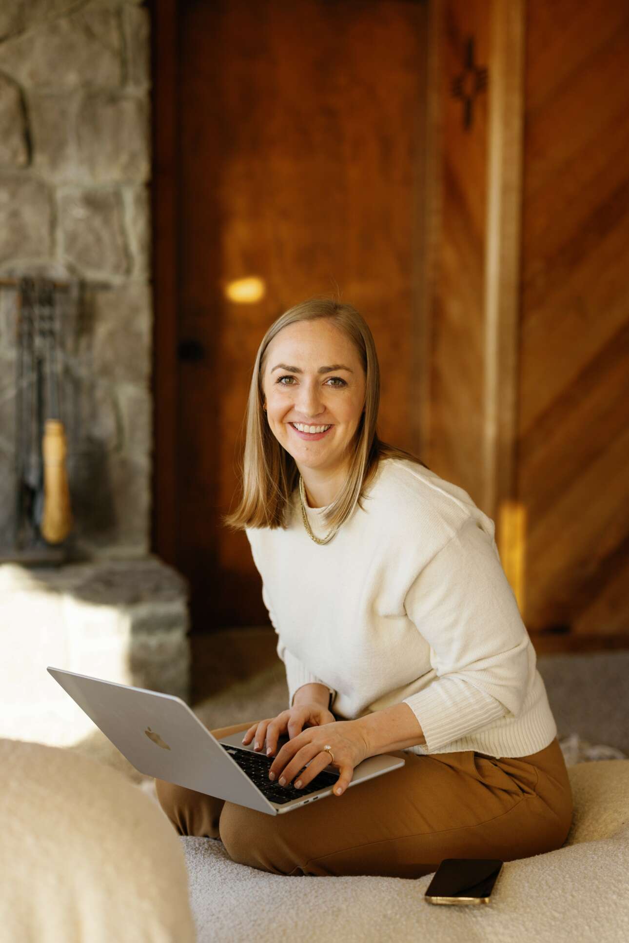 Meet Elise – CanvasRebel Magazine
