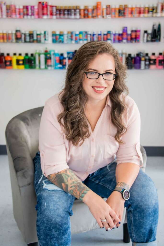Meet Meredith Russell – CanvasRebel Magazine