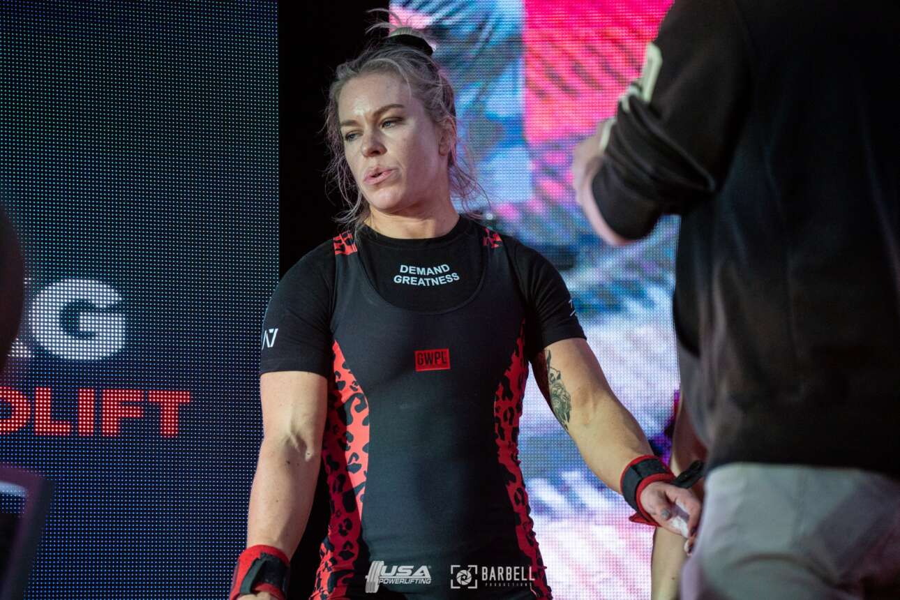 Meet Rachel Everett – CanvasRebel Magazine