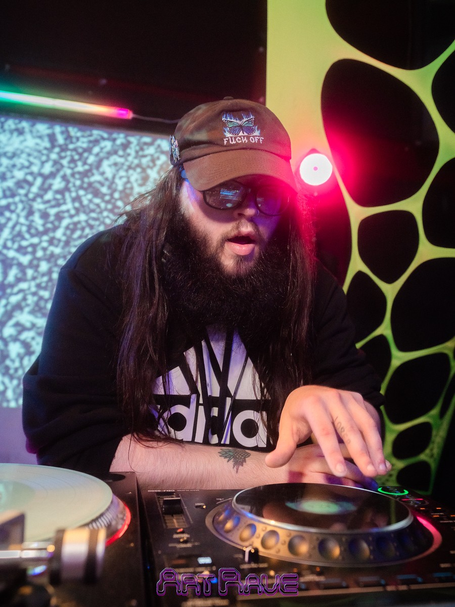 Meet Ray Cheplic – CanvasRebel Magazine