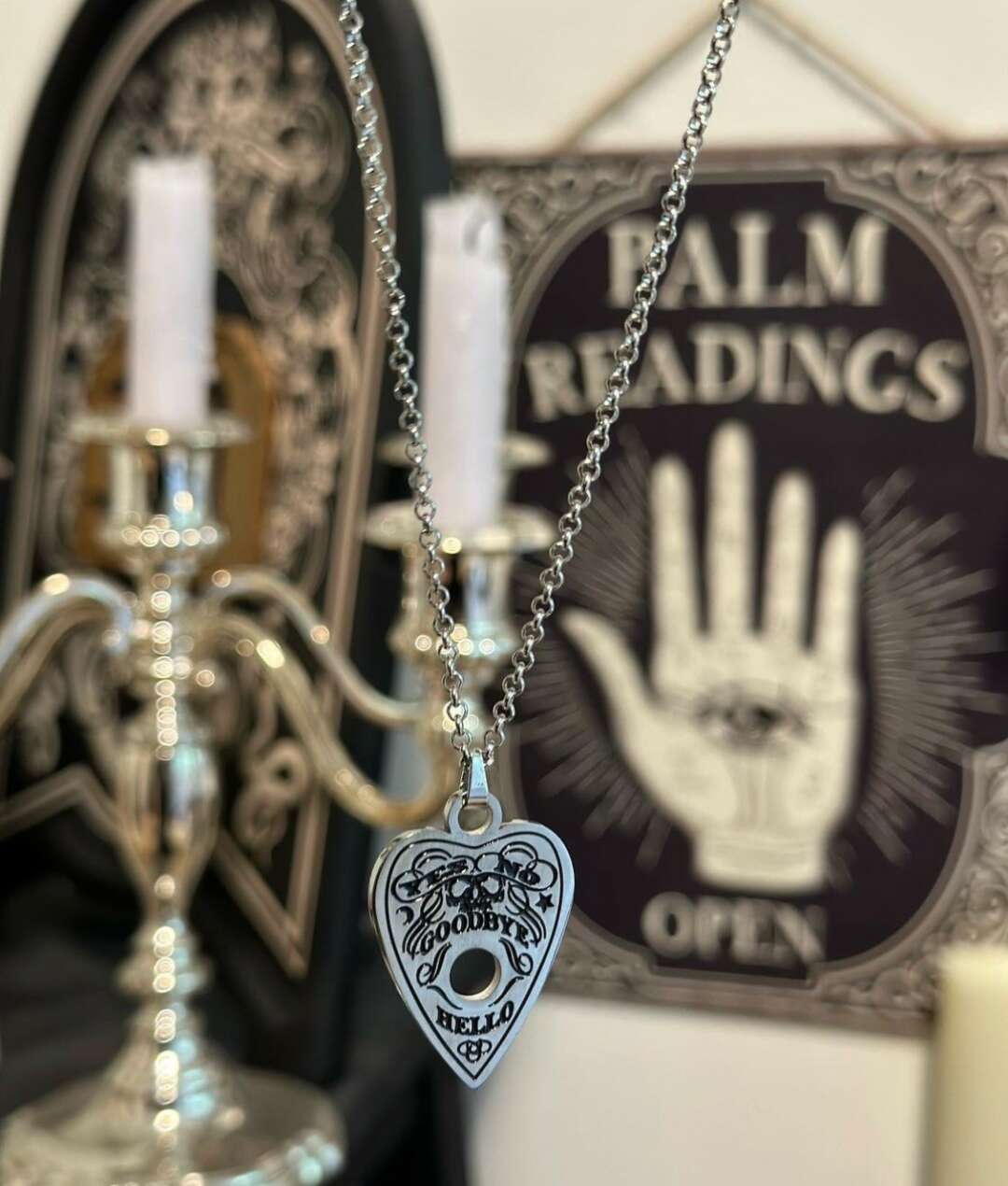 Meet Sadé Leschuk – CanvasRebel Magazine