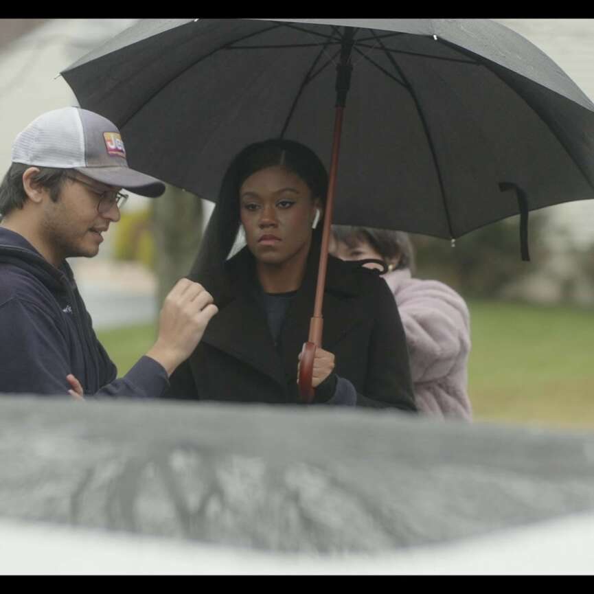 Meet Sivan Maya – CanvasRebel Magazine