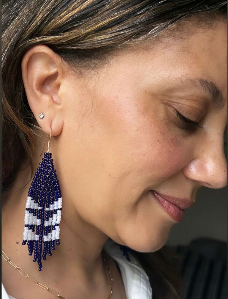 Meet Sonia Roberts – CanvasRebel Magazine