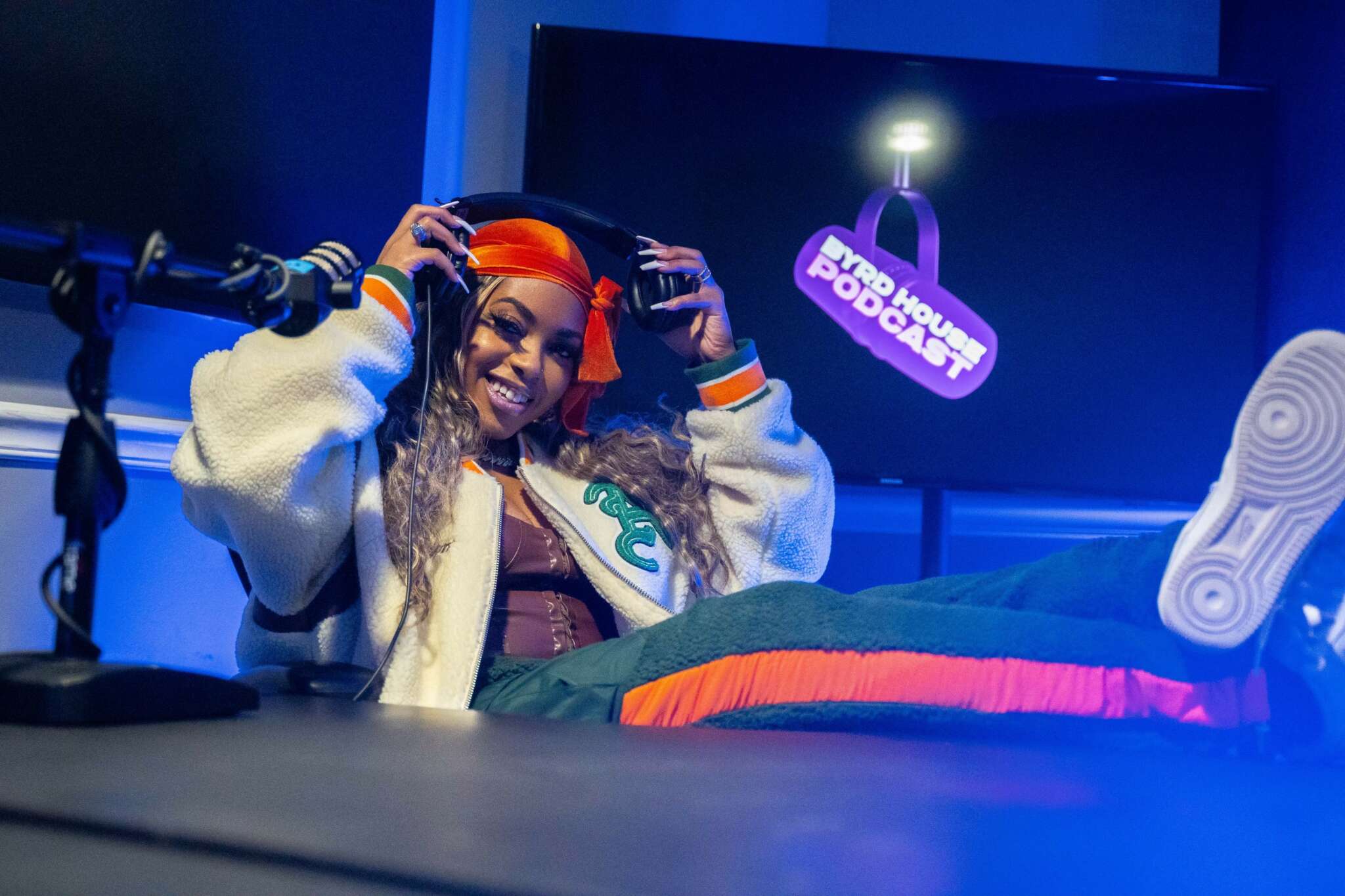 Meet Vicki Street – CanvasRebel Magazine