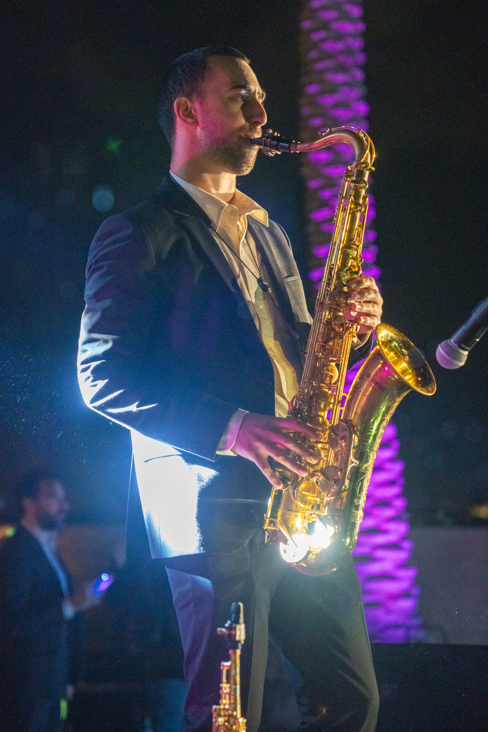 Meet Ari Silberman - CanvasRebel Magazine