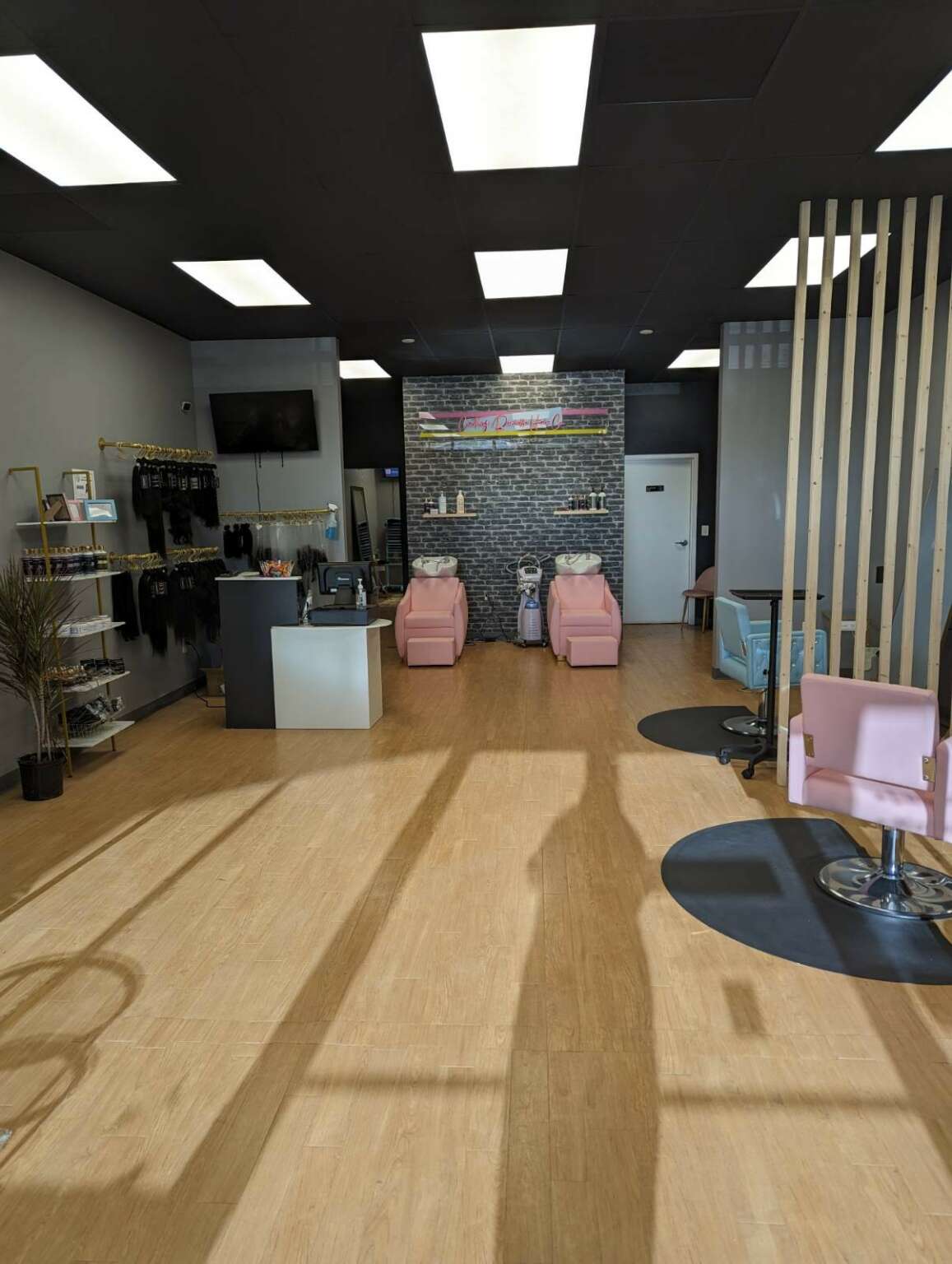 Meet Courtney Mack – CanvasRebel Magazine