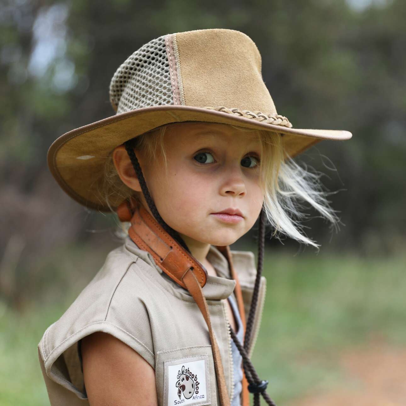 Meet Jessica Gee – CanvasRebel Magazine