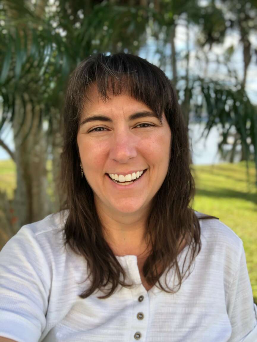 Meet Kelly Frank – CanvasRebel Magazine