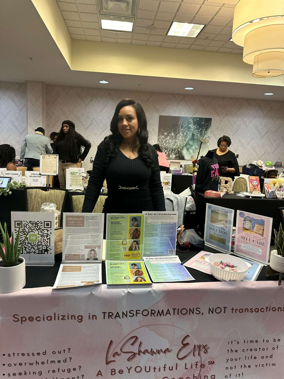 Meet LaShawna Epps – CanvasRebel Magazine