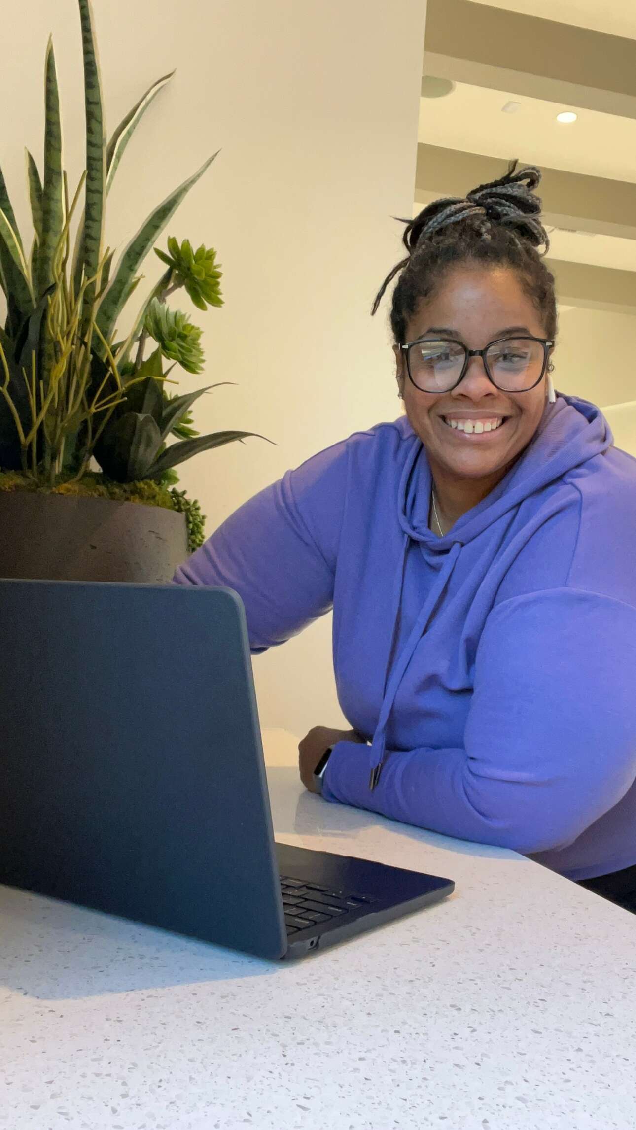 Meet Leslie Long - CanvasRebel Magazine