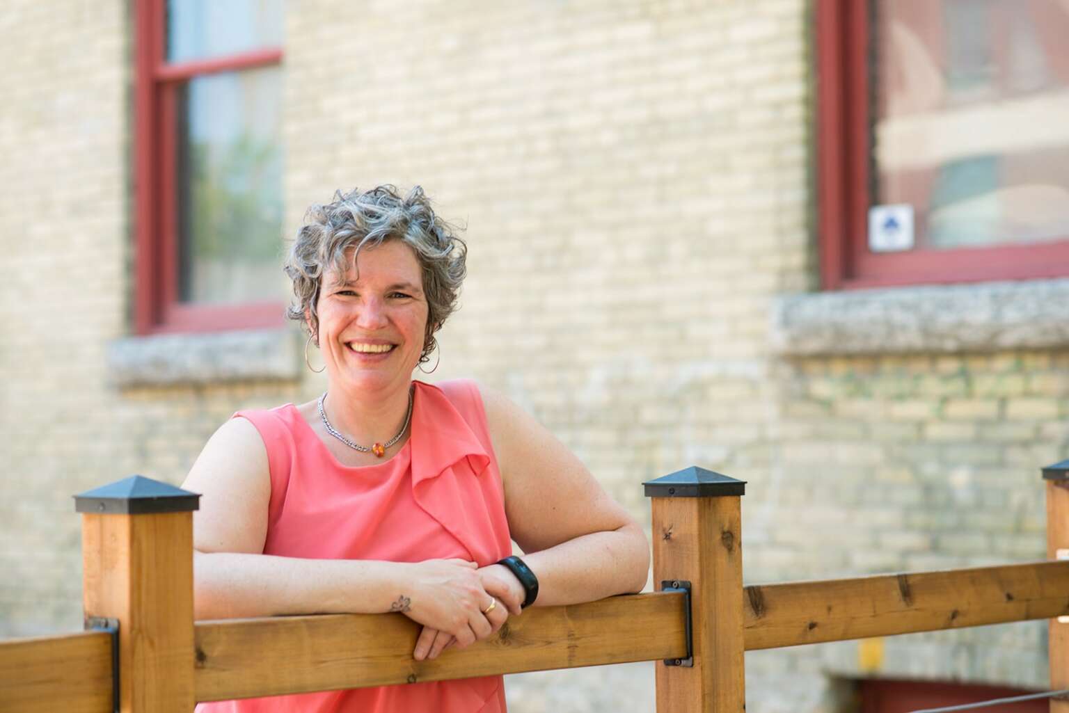 Meet Louise Neil – CanvasRebel Magazine