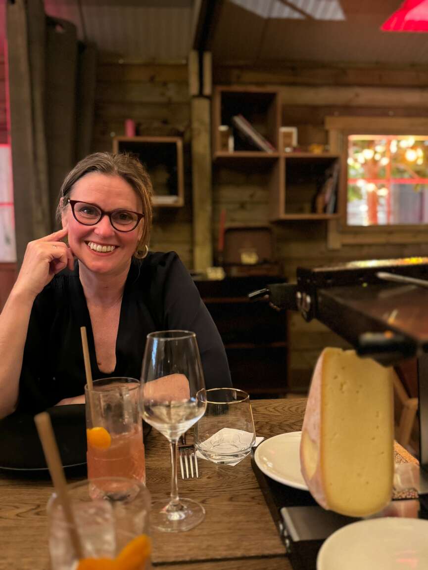 Meet Rebecca Farr - CanvasRebel Magazine