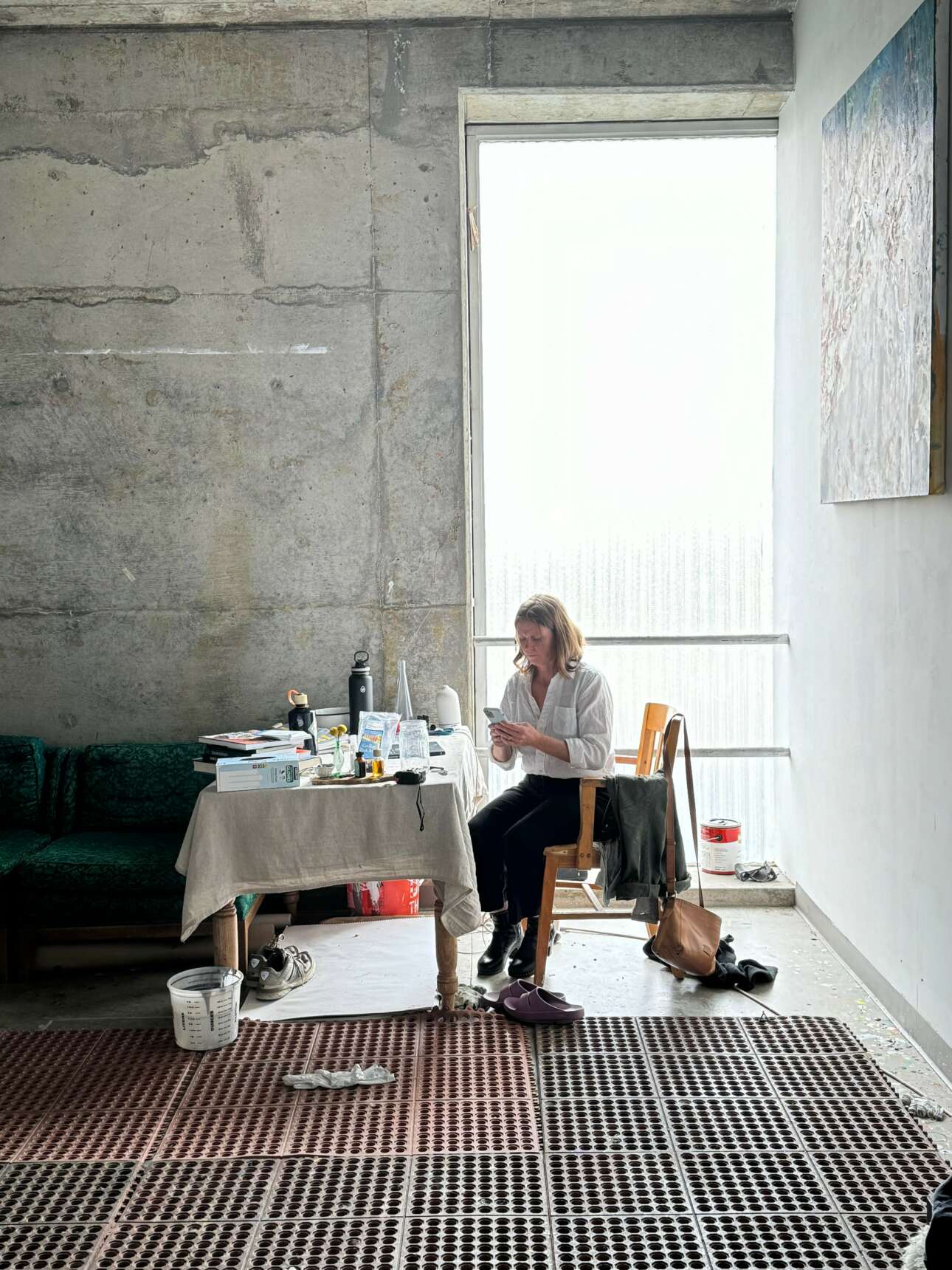 Meet Rebecca Farr - CanvasRebel Magazine