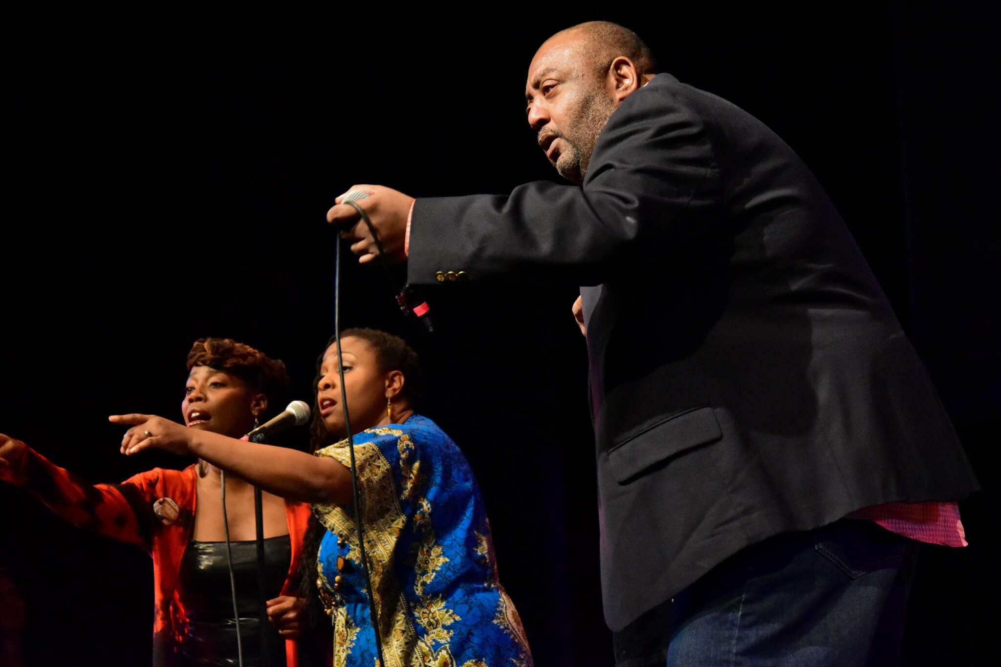 Meet Wayne RHODEN – CanvasRebel Magazine