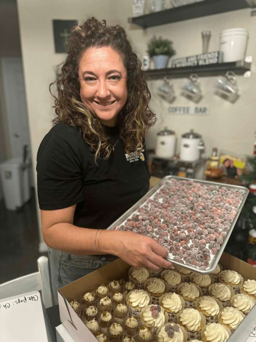 Meet Ashley Scanlan – CanvasRebel Magazine