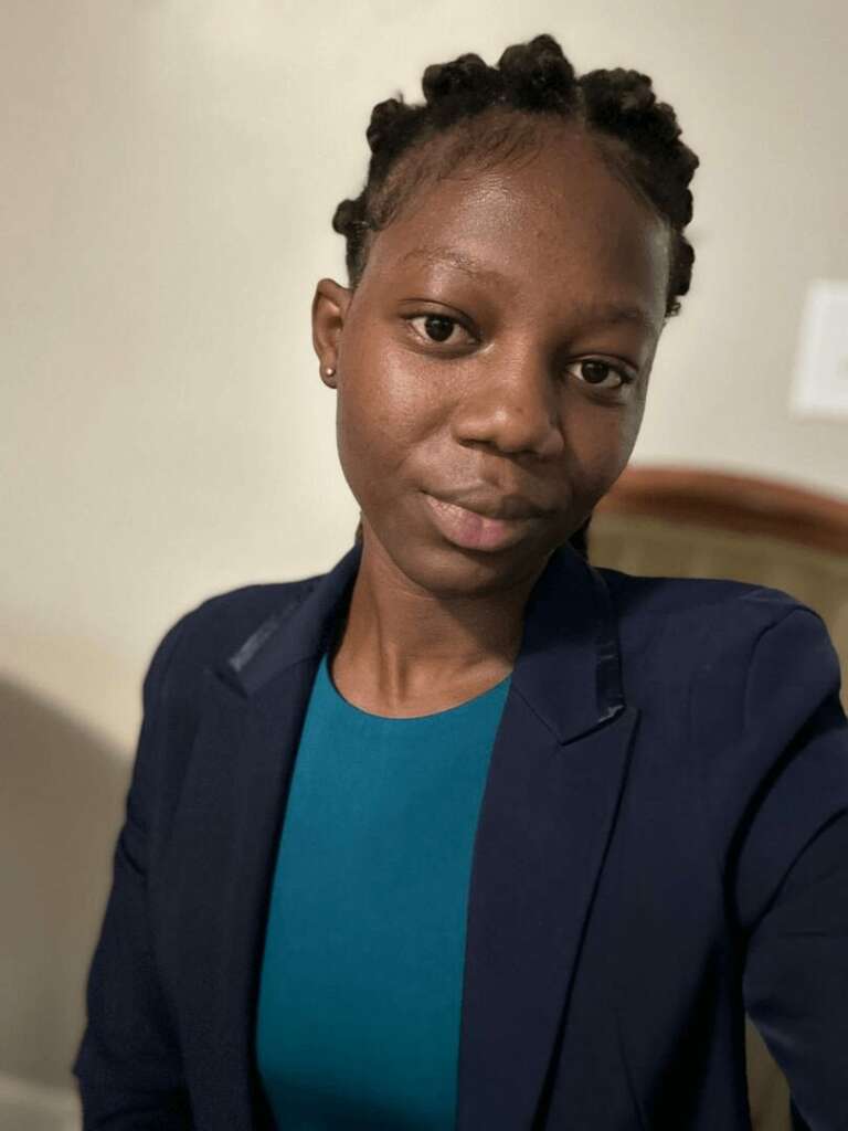 Meet Rosemond Nyamewaa Van-Ess – CanvasRebel Magazine