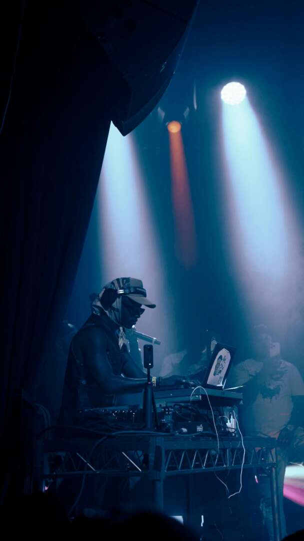 Meet Alex Hayward – CanvasRebel Magazine