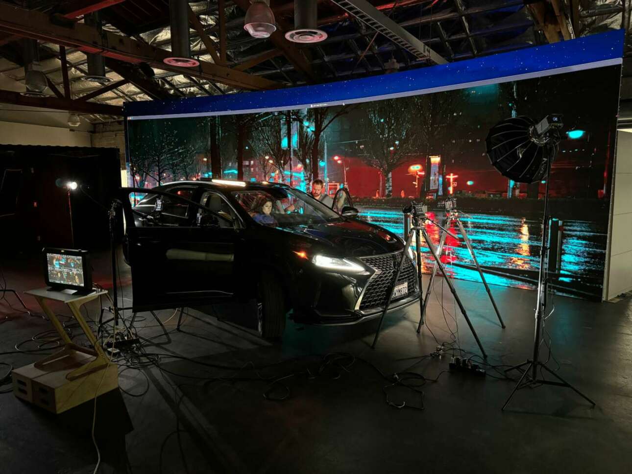 Meet Jennifer Hook – CanvasRebel Magazine