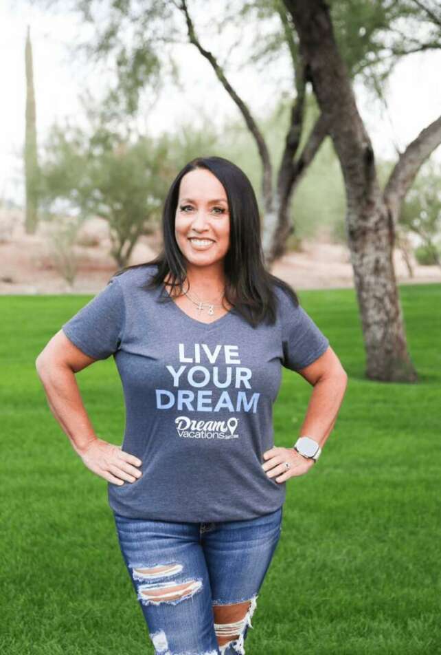 Meet Kelley Dunn - CanvasRebel Magazine