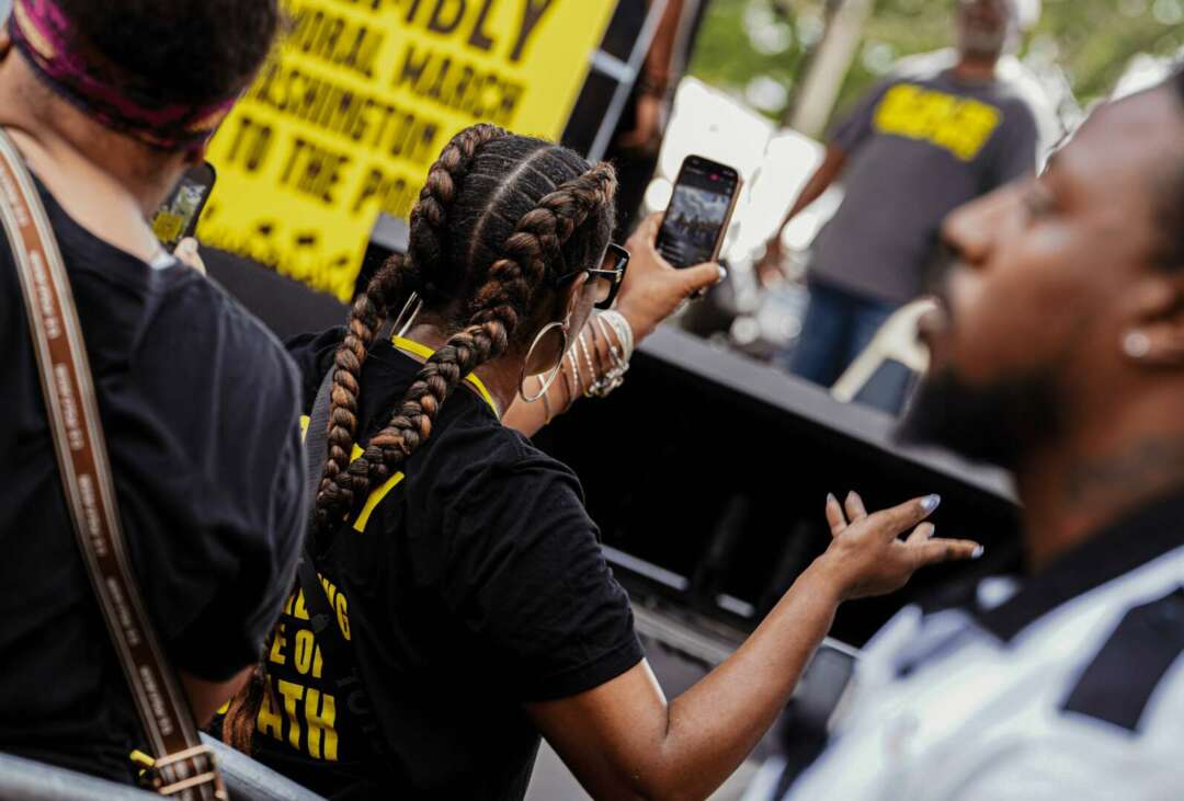 Meet LaMonique Hamilton – CanvasRebel Magazine