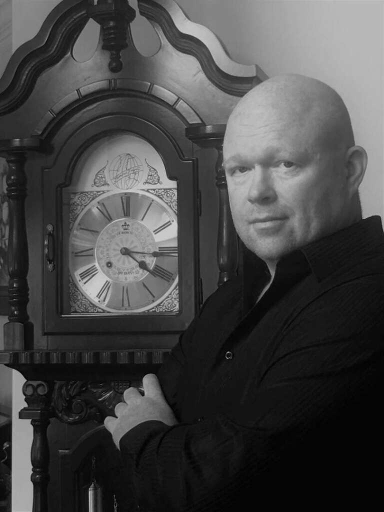 Meet Christian Warren FREED – CanvasRebel Magazine