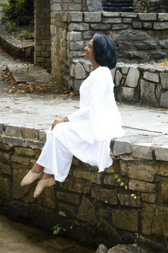 Meet Michele Rucker – CanvasRebel Magazine