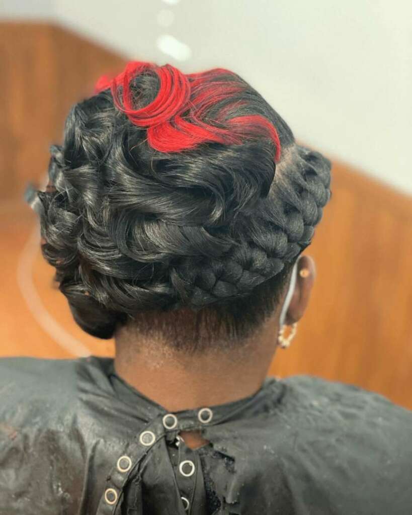 Meet Shaneka “Elle” Williams – CanvasRebel Magazine