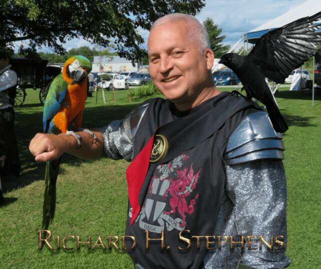 Meet Richard Stephens – CanvasRebel Magazine