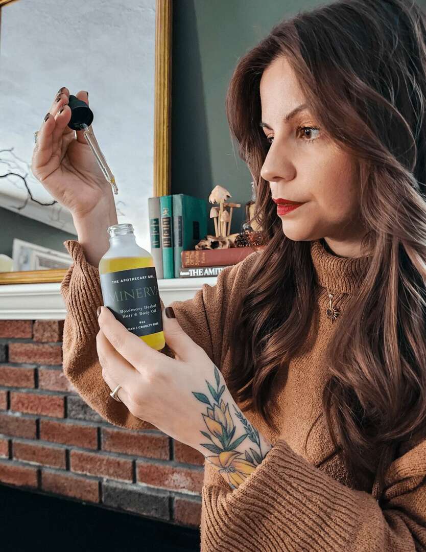 Meet Alyssa Reed – CanvasRebel Magazine