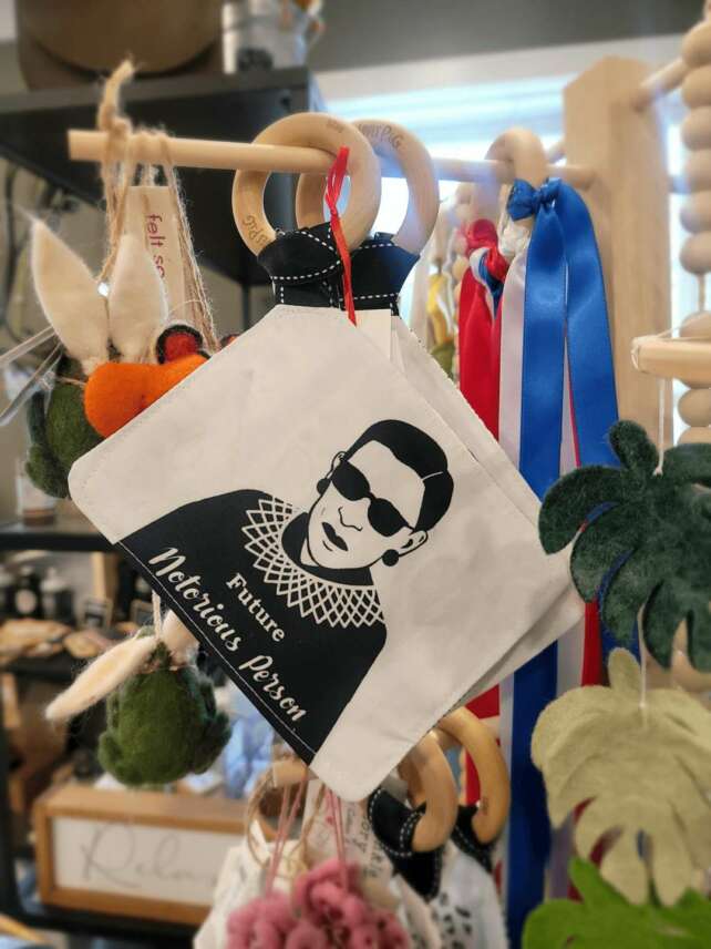 Meet Robin Moser – CanvasRebel Magazine