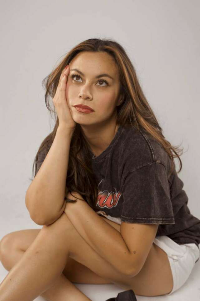 Meet Momilani Delostrico – CanvasRebel Magazine