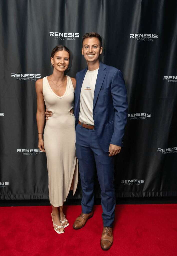 Meet Emily Mutimer – CanvasRebel Magazine