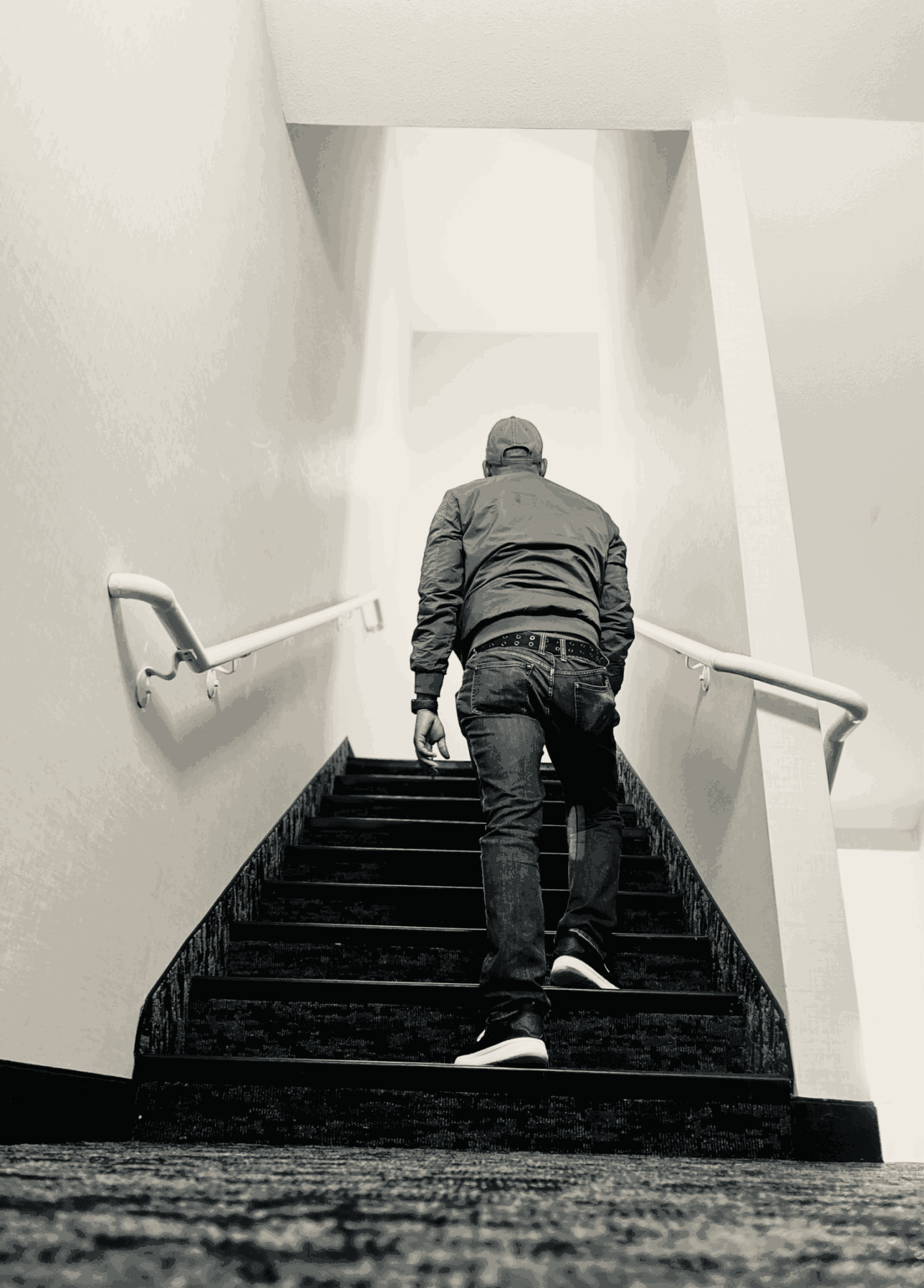 Meet Travis Bailey – CanvasRebel Magazine