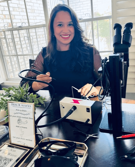 Meet Lizzy M – CanvasRebel Magazine