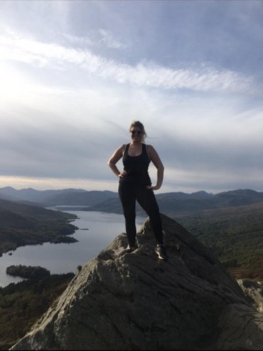 Meet Leanne Ross – CanvasRebel Magazine