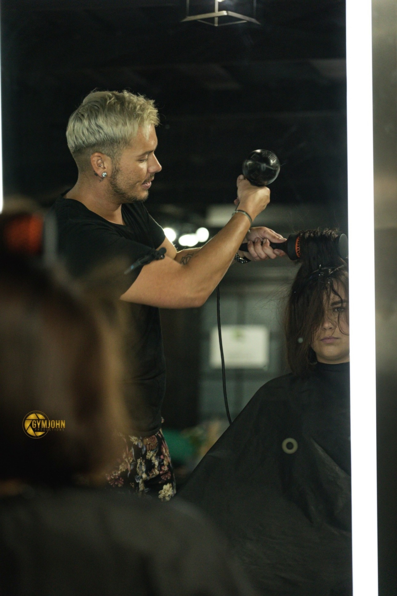 Meet Austin Bell – CanvasRebel Magazine