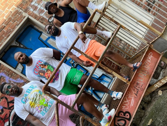 Meet Ashley Akins – CanvasRebel Magazine