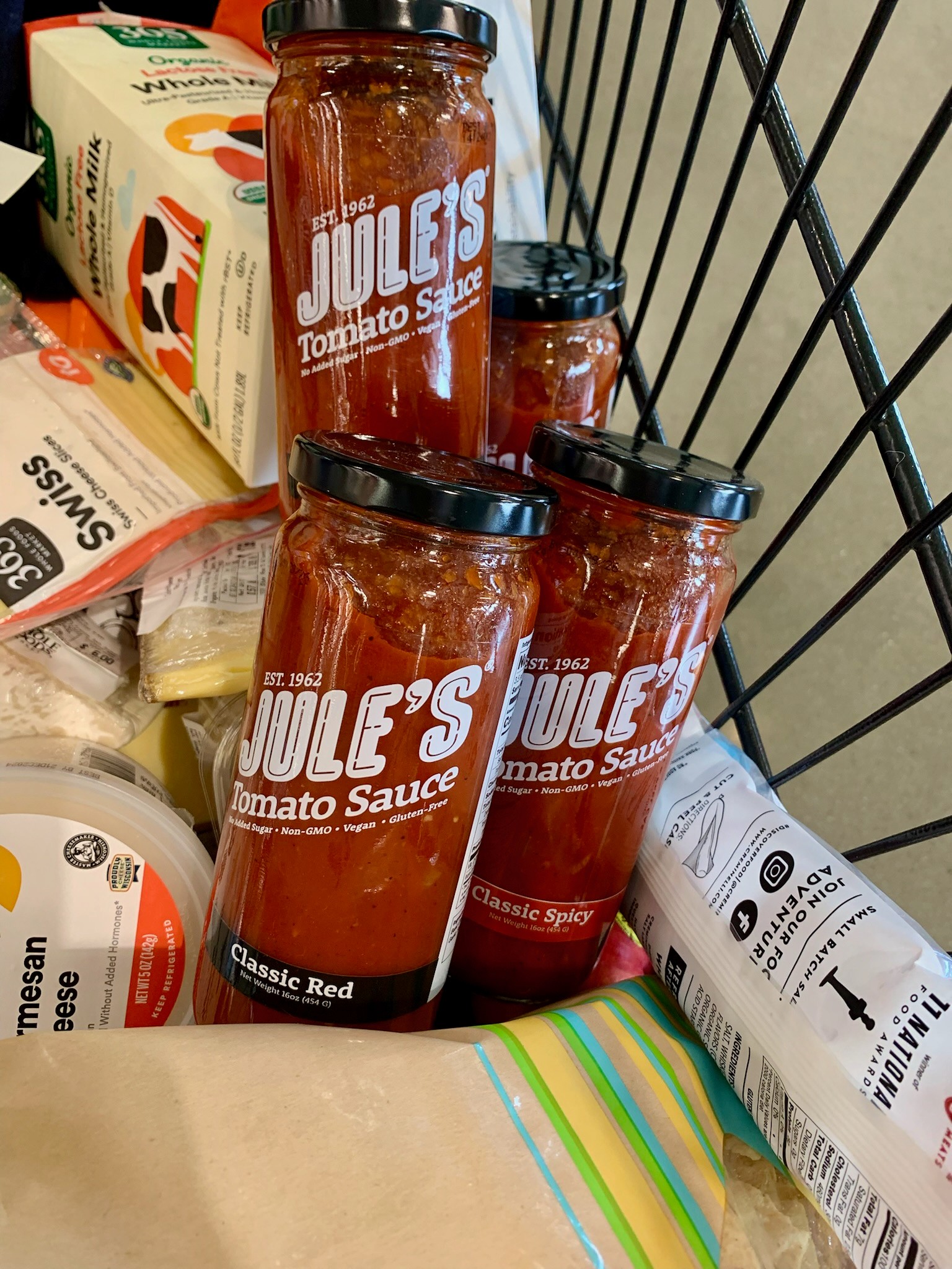 Meet Laura Vitelli – CanvasRebel Magazine