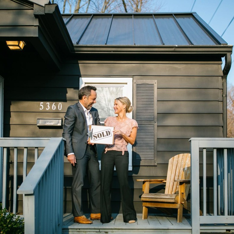 Meet Deborah Jacobs – CanvasRebel Magazine